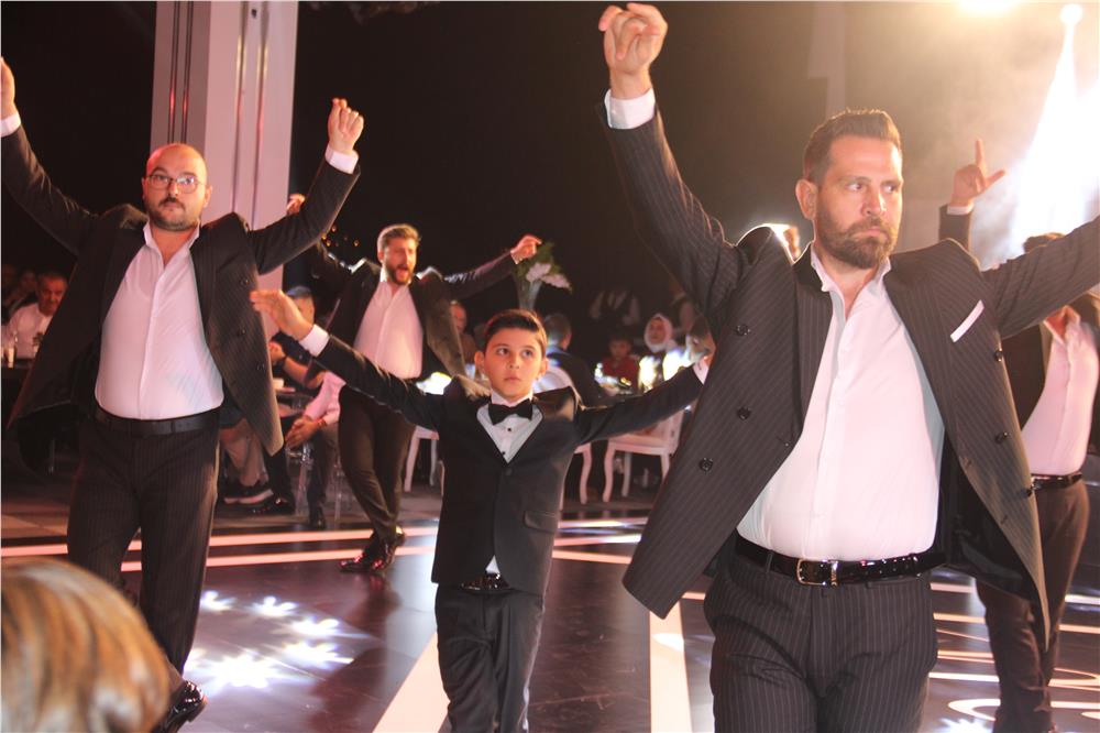 Andaç ailesinin mutlu günü